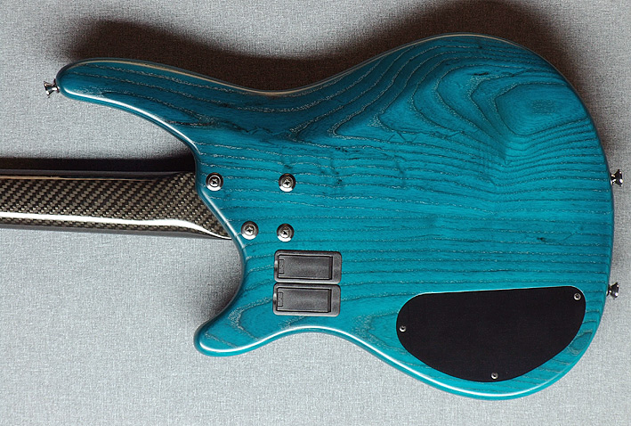 Status Graphite. The finest hand-made graphite basses and guitars. Made ...